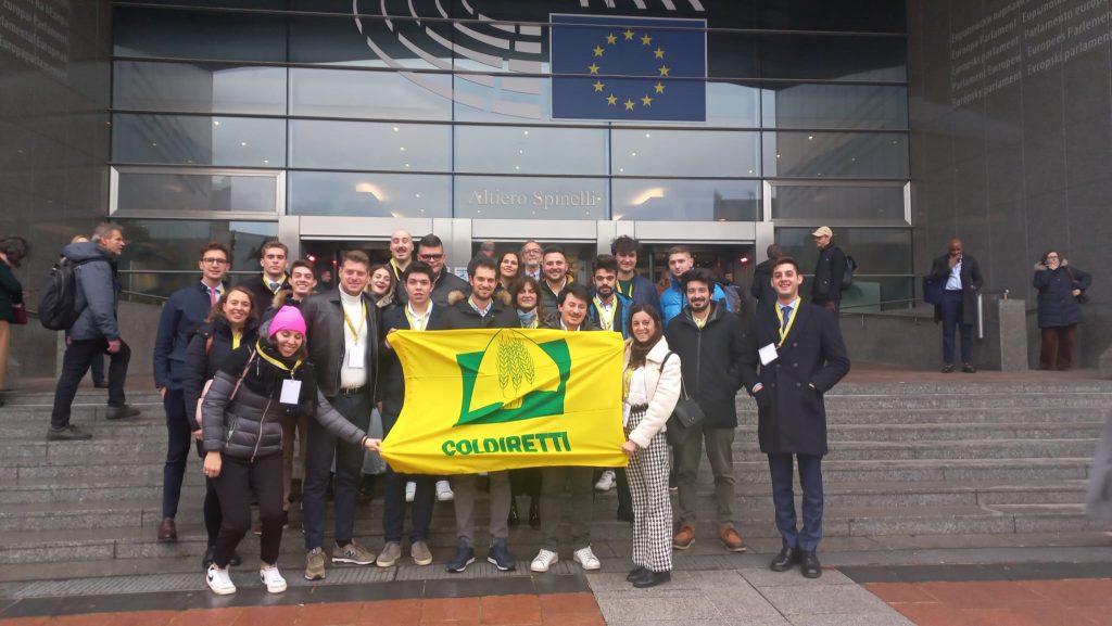 No al cibo sintetico - delegazione Coldiretti Brescia a Bruxelles ... No al cibo sintetico - delegazione Coldiretti Brescia a Bruxelles ...